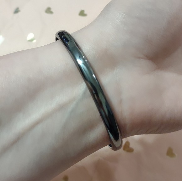torrid | Jewelry | Plus Size Arrow Bangle | Poshmark